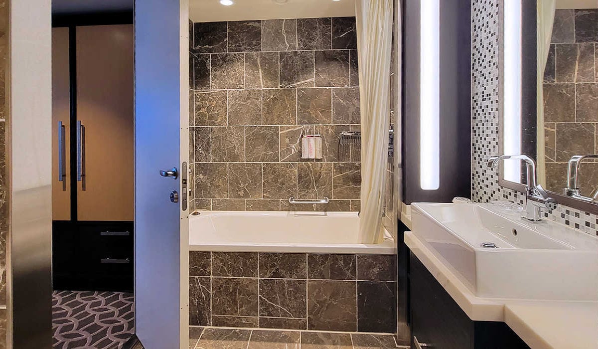 Ovation Of The Seas Staterooms: Choosing The Right Cabin - Forever Karen